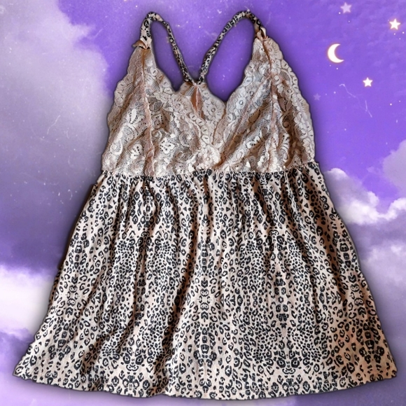 Tops | Y2k Cheetah Print Lace Top | Poshmark